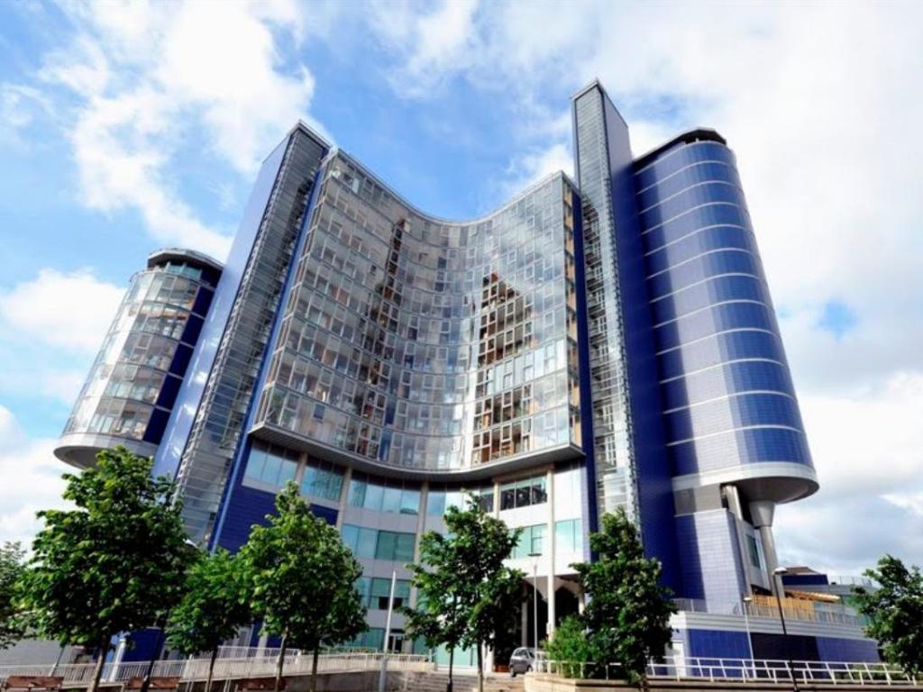 CASE STUDY: Hotel Rafayel - a luxury site on the Thames - QTF | Timber ...